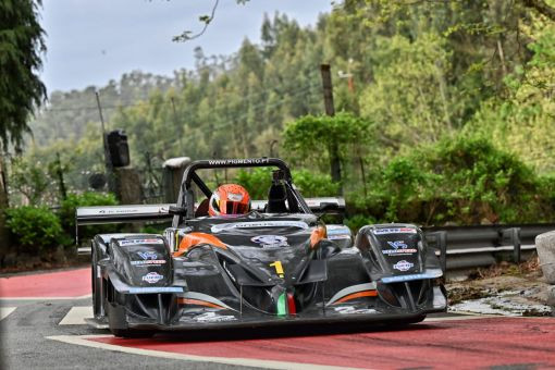 Hélder Silva dominou prova intensa e com muito público :: Rampa da Penha